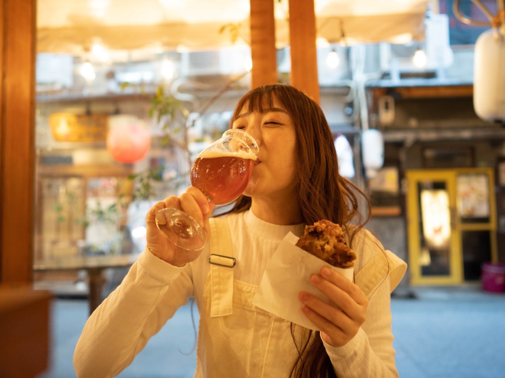 エキニシ「SUNNY DAY BEER(サニーデイビール)」の名物唐揚げ、限定ビールなどをご紹介！